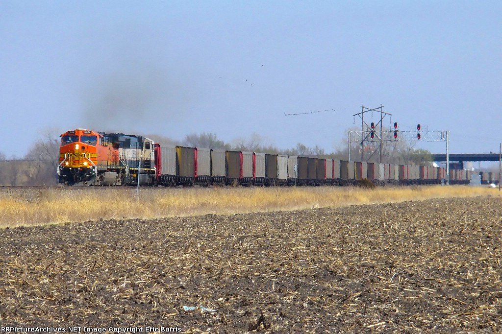 BNSF empty coal train